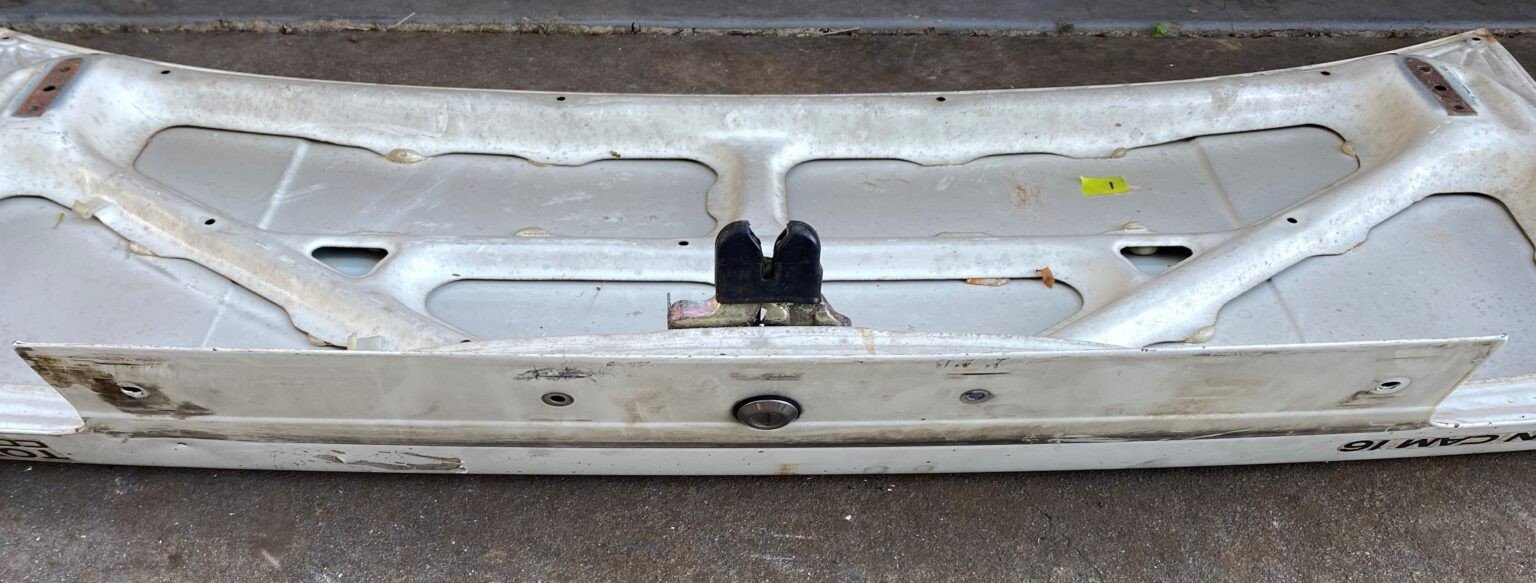 Toyota AE86 2 Dr Coupe Boot lid – Just JDM Imports